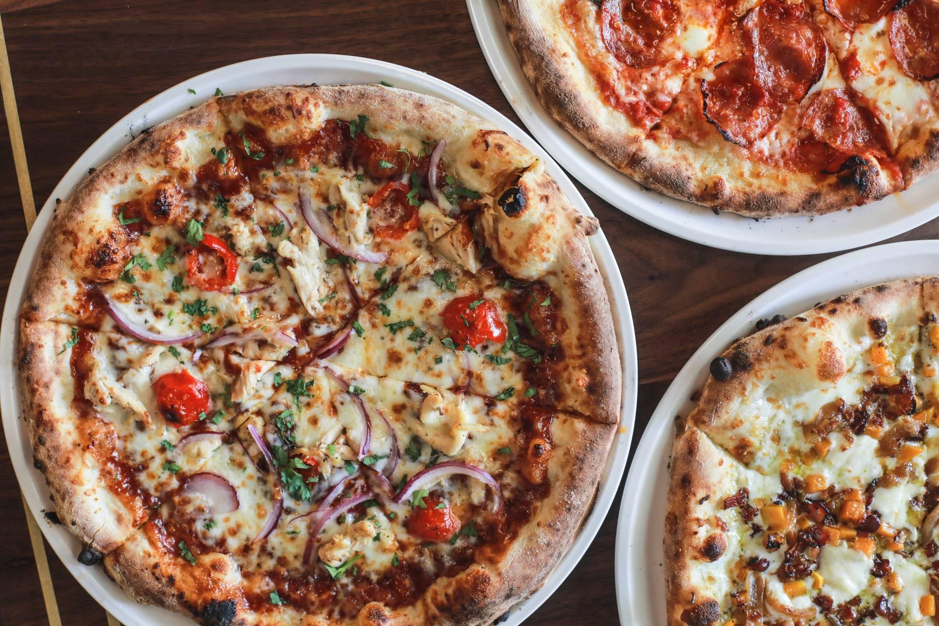 10 Inch Vs 14 Inch Pizza: Which Size Satisfies Your Cravings?